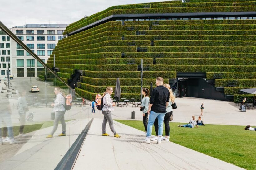 Düsseldorf: Guided City Architecture Walking Tour - Final Thoughts