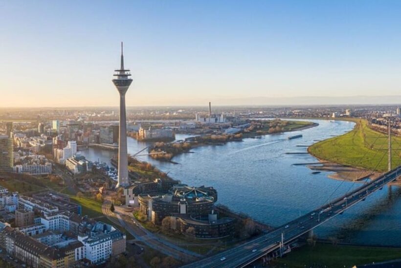 Dusseldorf : Highlights Walking tour with A Guide - The Sum Up