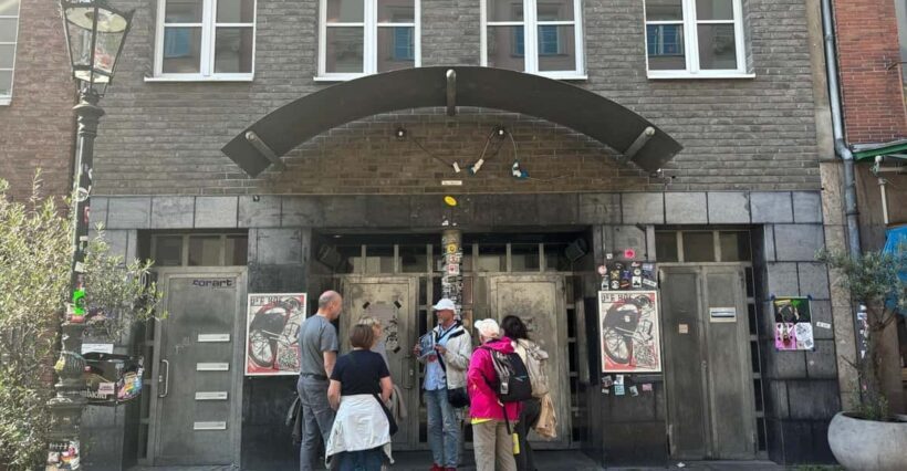 Düsseldorf: Old Town Historical Walking Tour with GEO EPOCHE - Exploring Düsseldorf’s Past: A Detailed Look