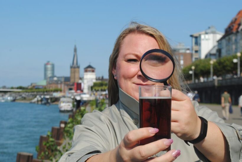 Düsseldorf: Old Town Interactive Crime Tour with actor - A Deep Dive into the Düsseldorf Old Town Crime Tour