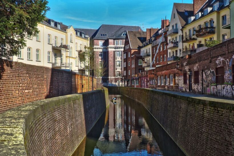 Düsseldorf Old Town - Private Guided tour - Authentic Experiences and Traveler Feedback