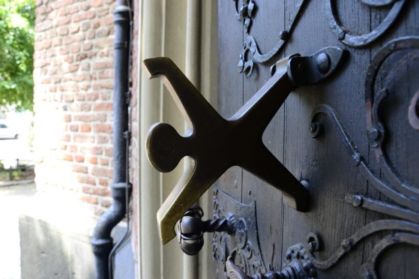 Düsseldorf: Tipping based - Old Town Walking Tour - FAQs