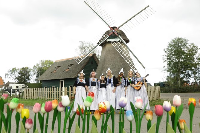 Dutch Experience in Volendam with Traditional Outfits - FAQ