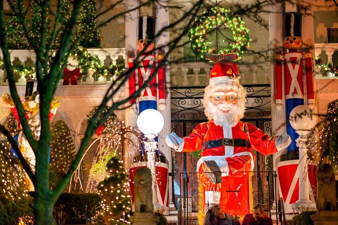 Dyker Heights Brooklyn Christmas Lights Tour - Who Will Love This Tour?