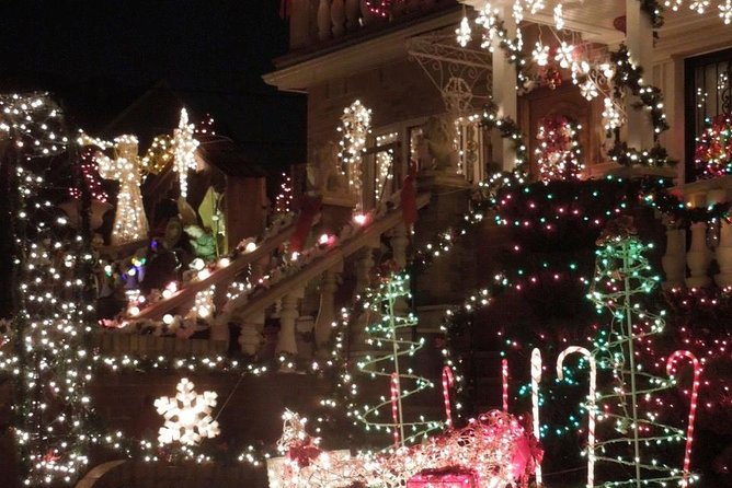Dyker Heights Christmas Lights Tour - The Sum Up: Is It Worth It?