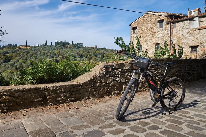 E-Bike 2.5 Hour Florence Hills With Fresh Olive Oil and Bread - Exploring the Tuscan Hills