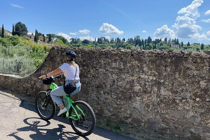 E-bike 2.5 hour Florence & Tuscany With Fresh Olive Oil and Bread - What to Expect from the Itinerary