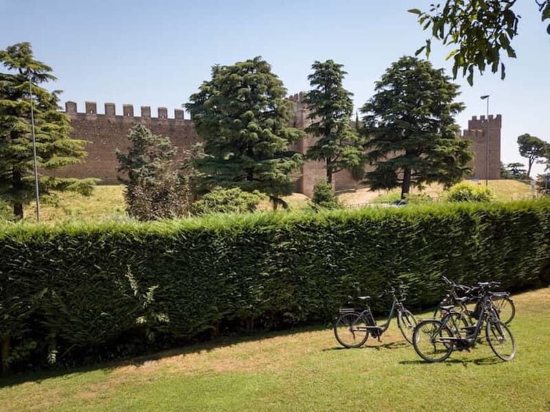 E-bike adventure among villages and medieval castles - FAQ