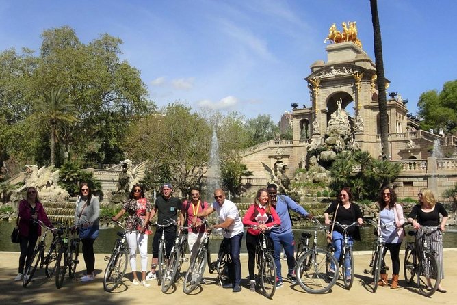 E-Bike Barcelona Highlights & Park Guell in Small Group - Panoramic Views