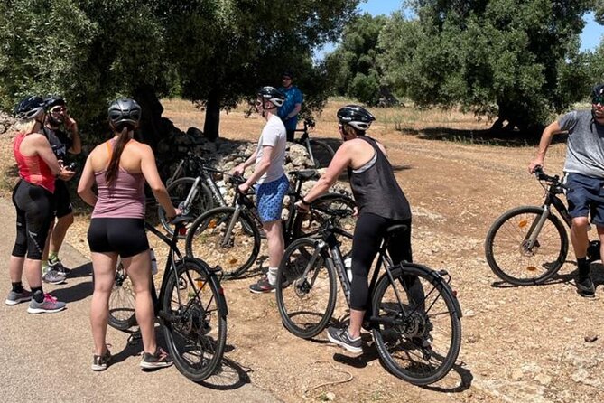 E-Bike, Focaccia and Wine - Learning About the Apulian Countryside