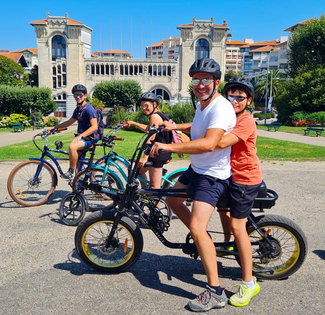 E-bike Guided Tour Biarritz & small villages - Authenticity and Experience