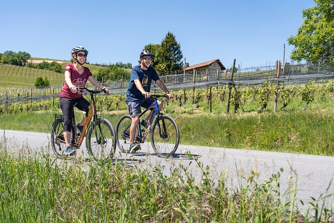 E-Bike in the Langhe: Landscapes, Wines and Cuisine. - Planning Your E-Bike Adventure