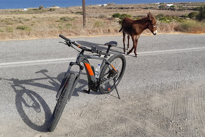 E-Bike Tours Explore Thirasia- Santorini - Meeting Point and Pickup Options