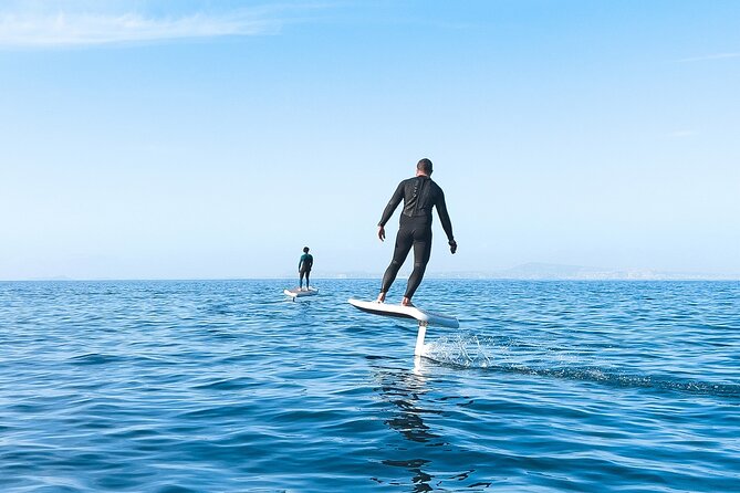 E-foil experience in Capri: fly over the sea - What to Expect from the E-Foil Experience in Capri