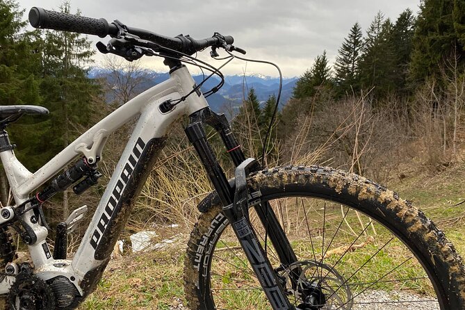 E mountain bike tour - The Itinerary: What to Expect