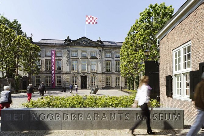 E-Scavenger Hunt Den Bosch: Explore the City at Your Own Pace - Accommodating Group Sizes