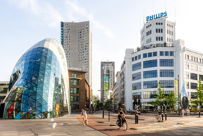 E-Scavenger Hunt Eindhoven: Explore the City at Your Own Pace - Flexible and Accessible Experience