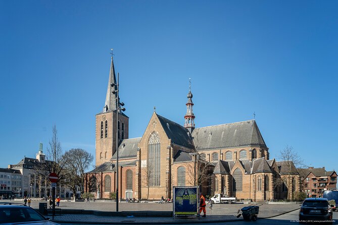 e-Scavenger hunt Turnhout: Explore the city at your own pace - Authentic Views and User Experience