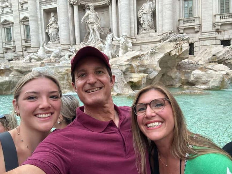 E-Tuk Tour: Express Highlights of Rome - Transportation and Group Dynamics