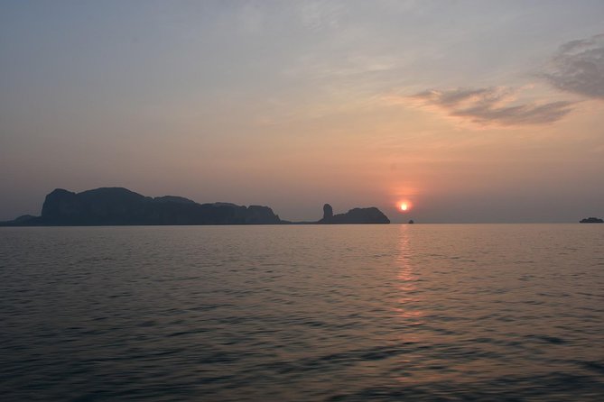 Early Bird Phi Phi Island & 4 Islands Speed Boat Tour from Krabi - Practical Aspects and Value