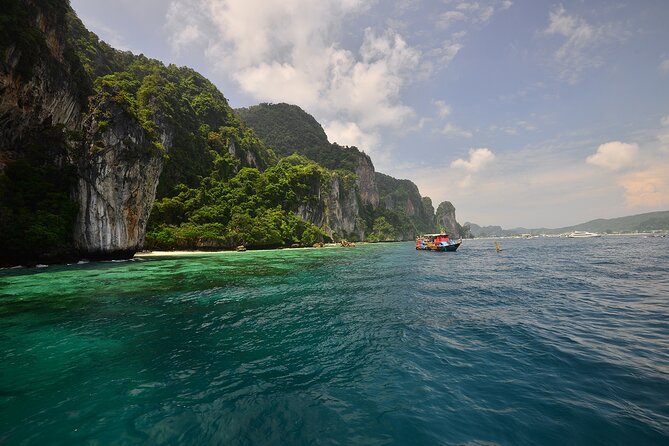Early Bird Phi Phi Islands Tour From Phi Phi by Speedboat - Authentic Experiences from Reviews