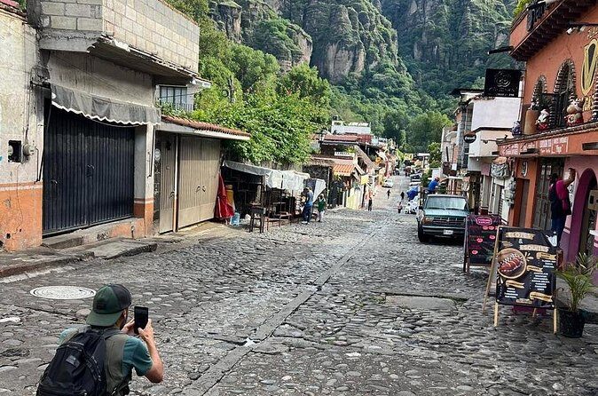 Early Hike to El Tepozteco from Mexico City - Who Should Book This Tour?