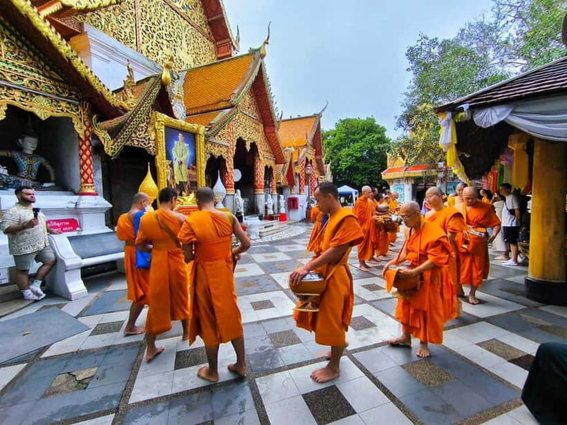 Early morning Doi Suthep with monk chanting and alms - Visiting Doi Suthep in the Early Morning: What to Expect