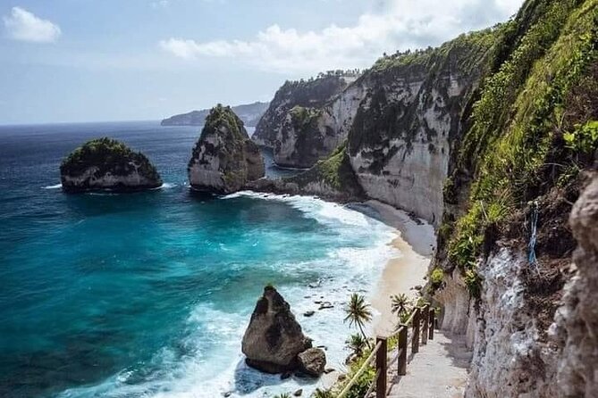 East and West Nusa Penida Best Photo Spot Private Guided Tour - Key Points
