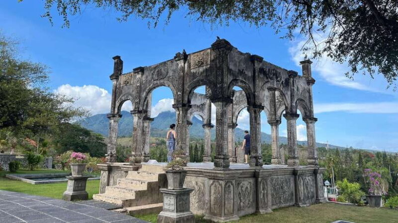 East Bali: Lempuyang temple, Tirta Gangga, Taman Ujung - The Itinerary Breakdown