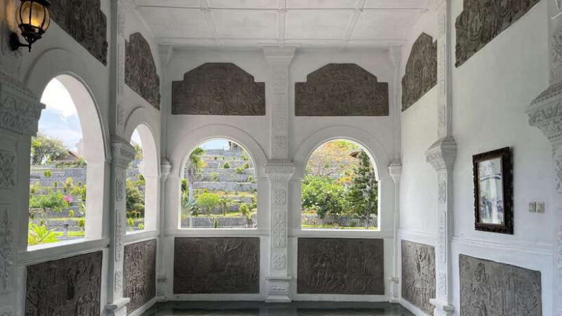 East Bali: Lempuyang temple, Tirta Gangga, Taman Ujung - The Value for Money