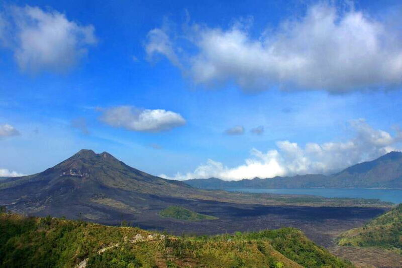 EAST BALI TRIP : BESAKIH TEMPLE/LAKE BATUR/TIRTA EMPUL - Scenic Marvel: Lake Kintamani and Mount Batur