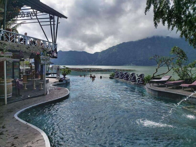 EAST BALI TRIP : BESAKIH TEMPLE/LAKE BATUR/TIRTA EMPUL - Spiritual Reflection at Tirta Empul