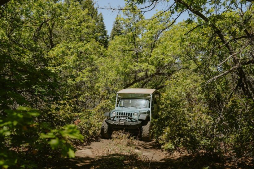 East Zion: Brushy Cove Jeep Adventure - An Authentic Look at the Brushy Cove Jeep Adventure