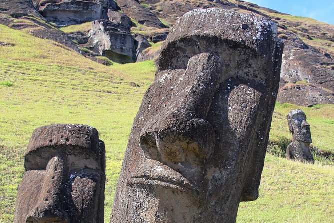 Easter Island Full-Day Tour: Ahu Tongariki, Rano Raraku and Anakena Beach - Visiting Rano Raraku Quarry