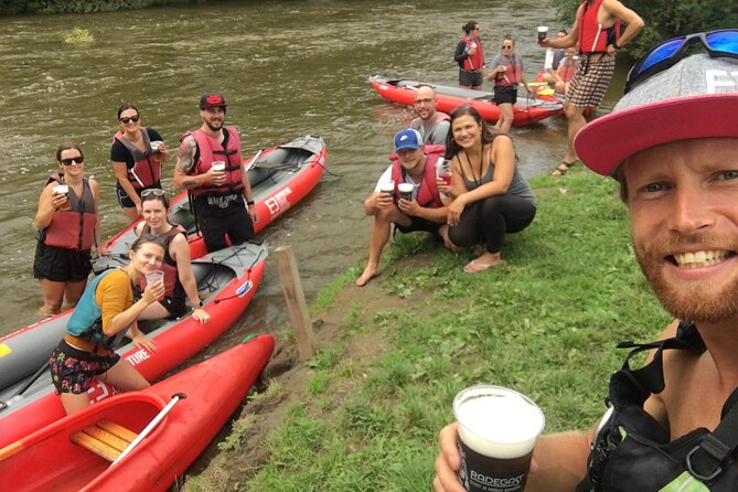 Easy Canoe Mission to the Sazava River From Prague Day Trip - Meal and Refreshment Offerings