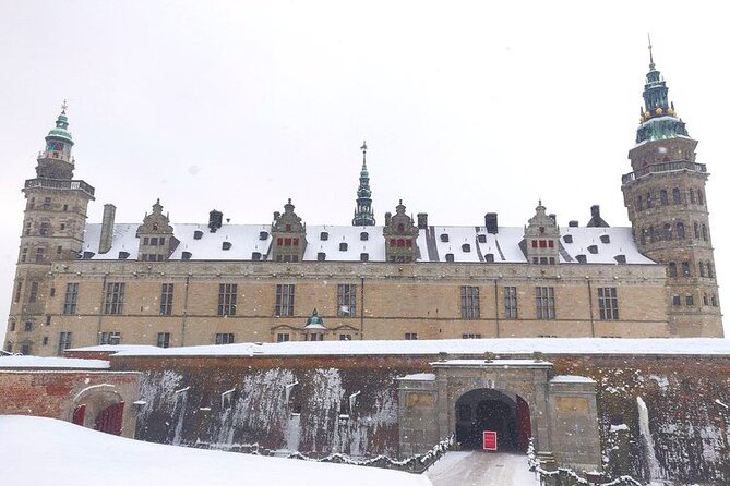Easy Tour Winter, Kronborg Castle and Fredriksborg Palace - FAQs