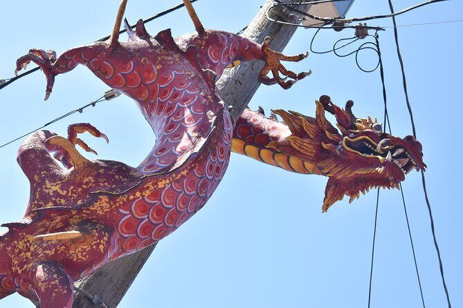 Eat Around the World Seattle Food Tour - The Guides: Knowledgeable and Engaging