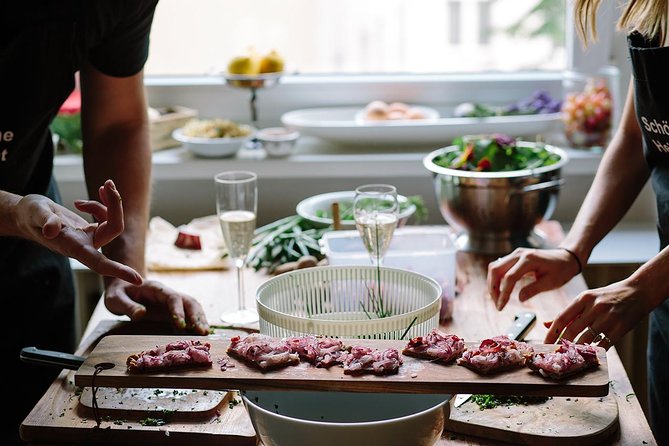 Eat Like a Berliner: Market Tour, Cooking Class and Lunch - Exploring the Winterfeldtmarkt