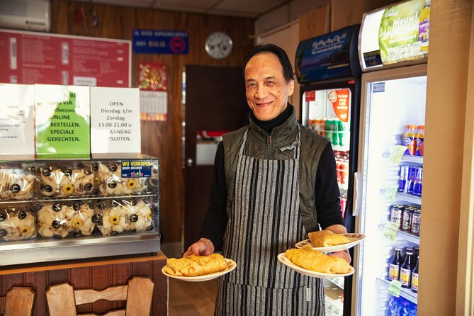 Eating Amsterdam: Albert Cuyp Market & The Pijp Food Tour - Sipping on Local Brews