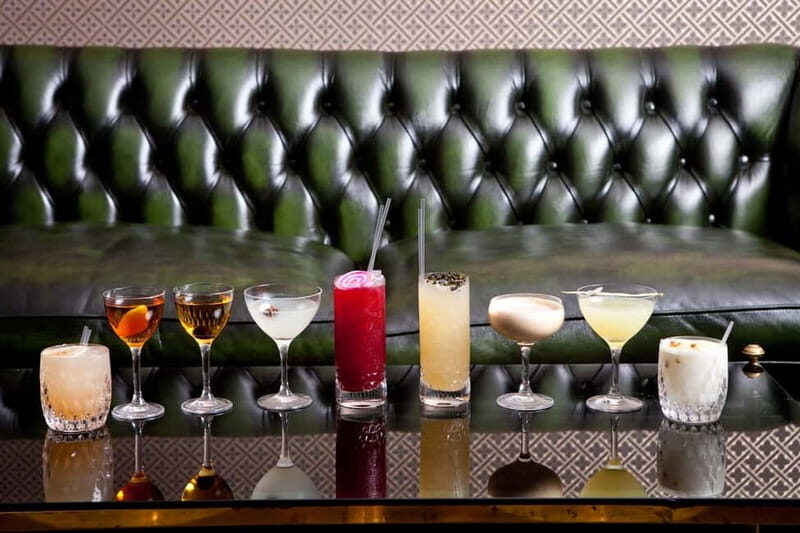 Eating London: Twilight Soho VIP Food & Drinks Tour - Exploring Soho at Night: What to Expect