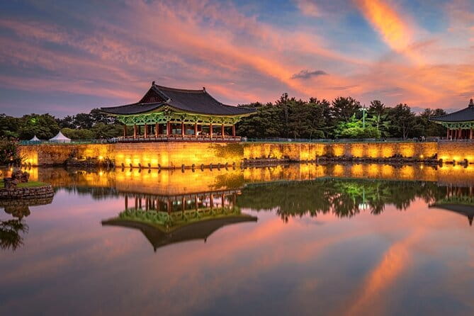 Echoes of Silla Gyeongju Historical Guided Day Tour from Busan - The Bulguksa Temple: A Zen Masterpiece