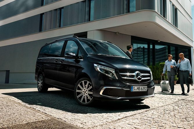 Economy Departure Transfers To Santorini Airport - Accessibility Features