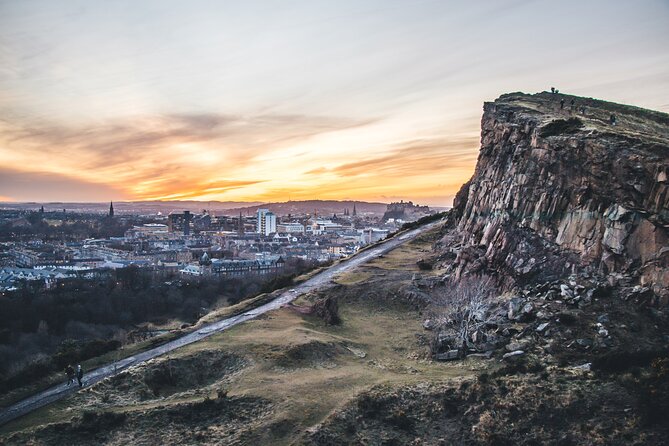 Edinburgh: Arthurs Seat Hike With Local Guide - Weather Considerations and Preparation