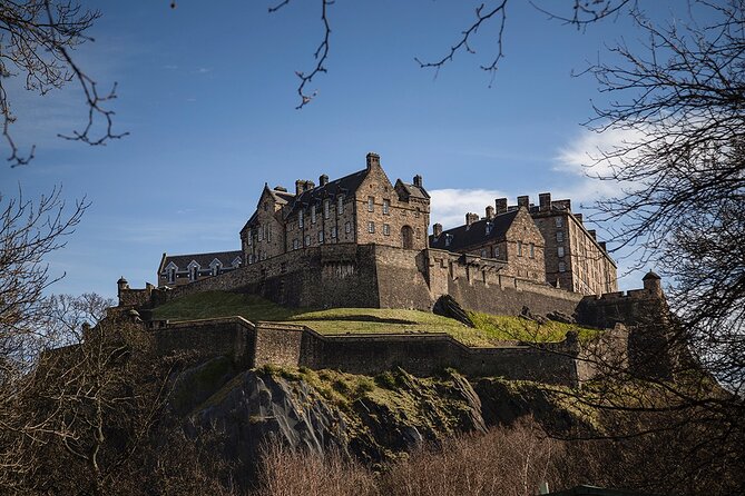 Edinburgh Castle & Royal Mile Walking Tour - Ticket Included - Customer Feedback and Reviews