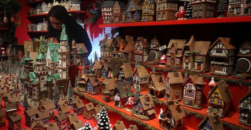 Edinburgh: Christmas Walking Tour with Gingerbread Treat - FAQ