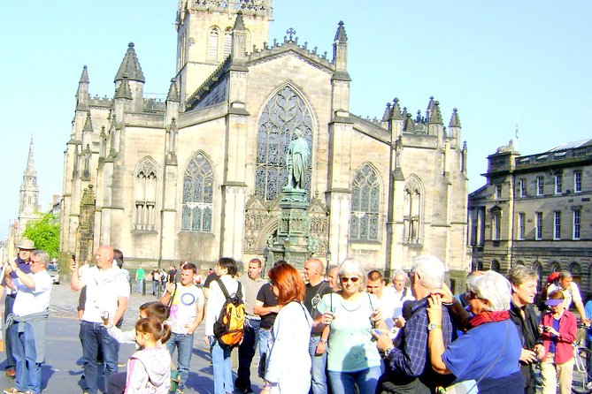 Edinburgh City Walking Tour, Discover Old Town, Royal Mile With a Local Expert! - Experience the Vibrant Culture of Scotlands Capital