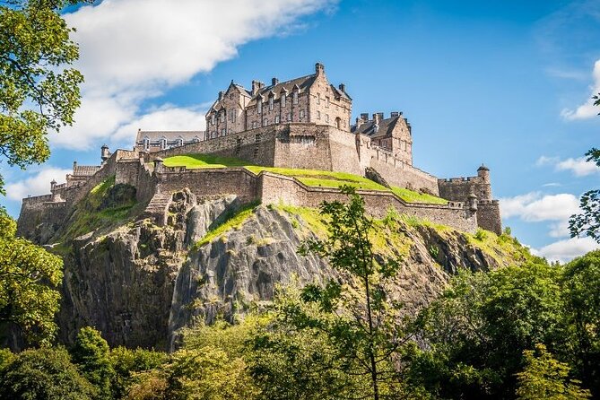 Edinburgh Custom Private Walking Tour With A Guide (Private Tour) - The Itinerary: What to Expect
