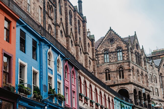 Edinburgh: Discover Edinburghs Old Town Walking Tour - About Your Stay