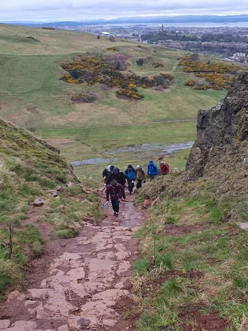Edinburgh: Guided Hike to Arthur's Seat and Holyrood Park - Authenticity and Uniqueness