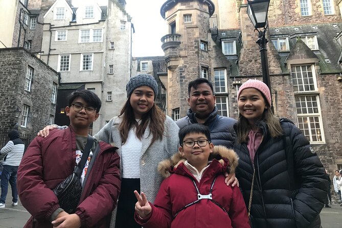 Edinburgh Highlights & Hidden Gems: Private Tour With a Local - Customizing Your Tour to Your Interests